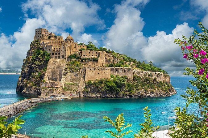 Visit to the Aragonese Castle Borgo di Celsa - Who Should Consider This Tour?