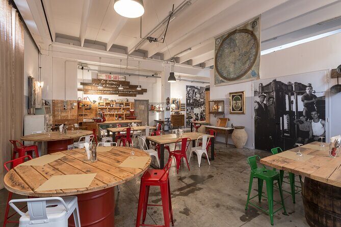 Visit to the olive grove, oil tasting and lunch at the farm - Authenticity and Quality: What Travelers Say