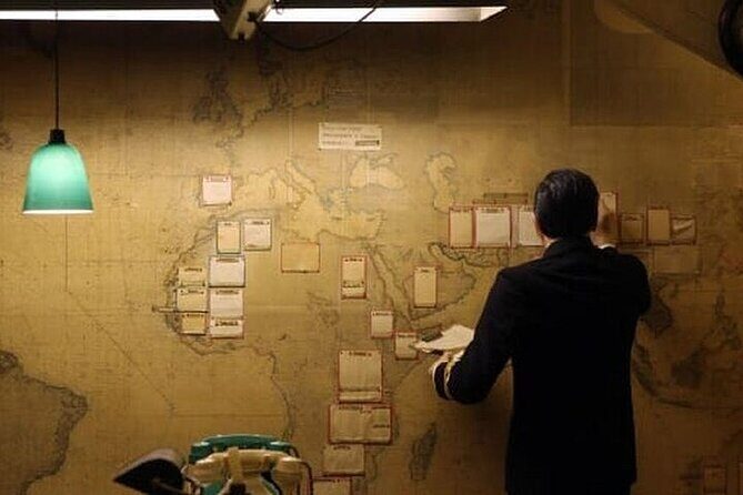 Visit Westminster Abbey & Churchill War Rooms & Westminster Tour - Food & Drinks