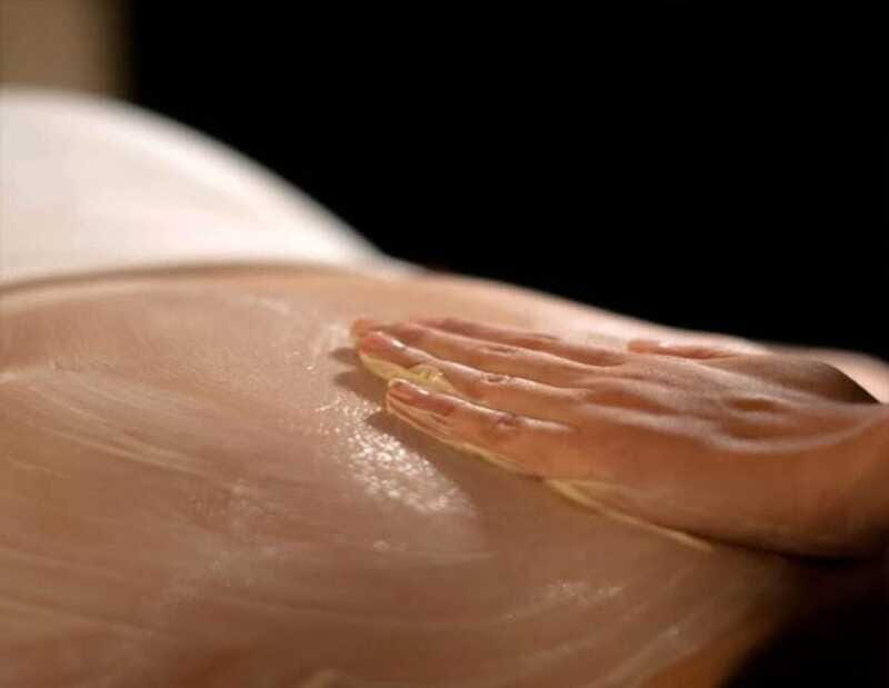 Vitamin C Body Wrap - Who Should Consider This Experience?
