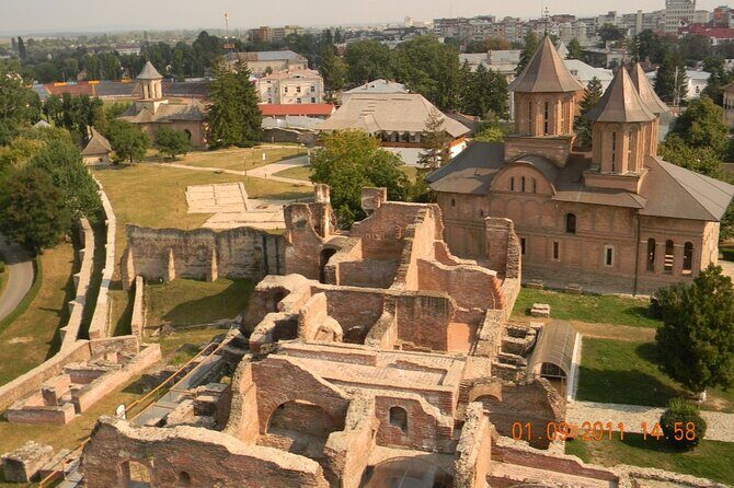 Vlad the Impaler Royal Court from Târgovite, Pele Castle and Dracula grave - The Sum Up