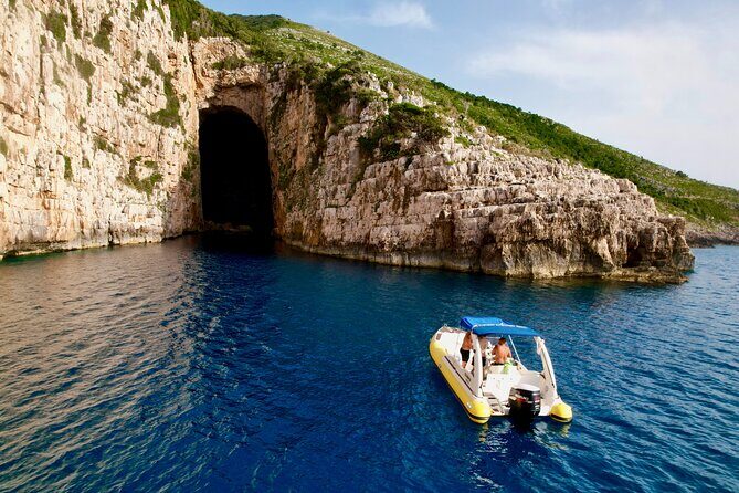 Vlore Private Boat Tour to Haxhi Ali Cave & Karaburun Beach - Key Points