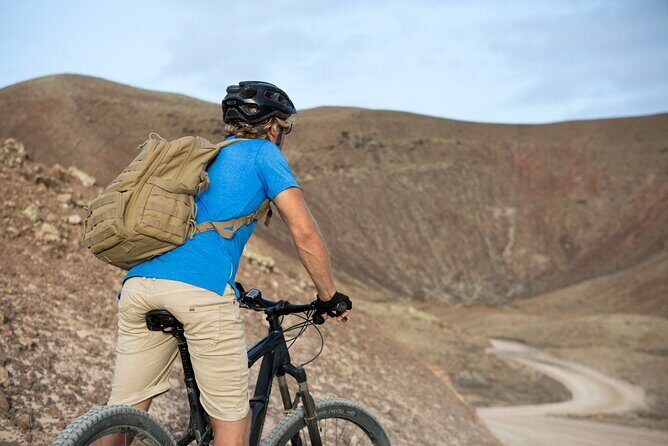 Volcanic Discovery PREMIUM eBike Tour: 35 km - The Itinerary Breakdown: A Day of Scenic Highlights