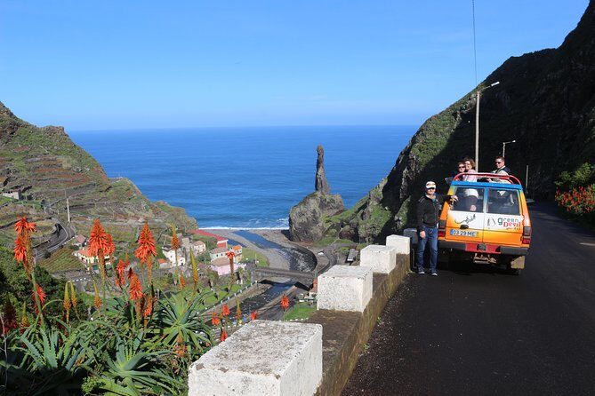 Volcanic Pools and Northwest 4WD Full Day Tour - Practical Tips and Considerations