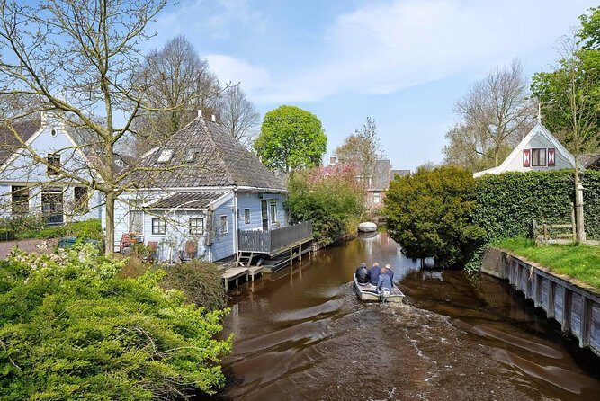 Volendam & Marken Private Tour in luxury Jaguar S Type 1/2 day - Final Thoughts