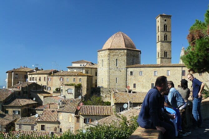 Volterra and San Gimignano: a taste of medieval Tuscany! - An Overview of the Itinerary