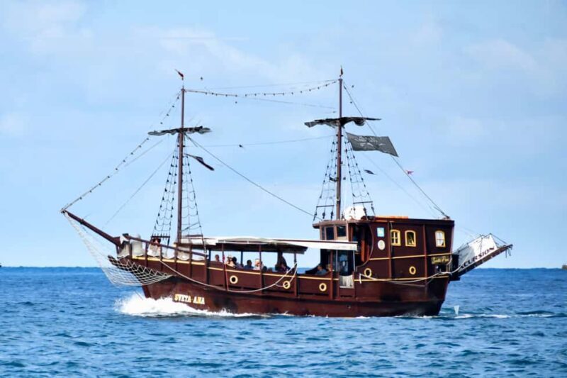 Vrsar: Dolphin Watching Boat Ride - An In-Depth Look at the Vrsar Dolphin Watching Tour