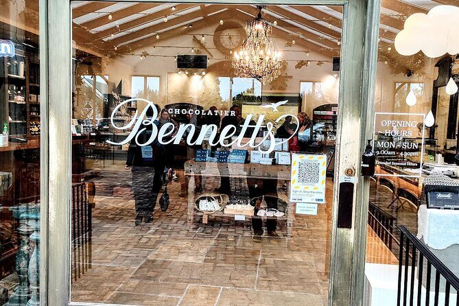 Waipu Milkyway Cave and East Coast Day Tour from Auckland - FAQ