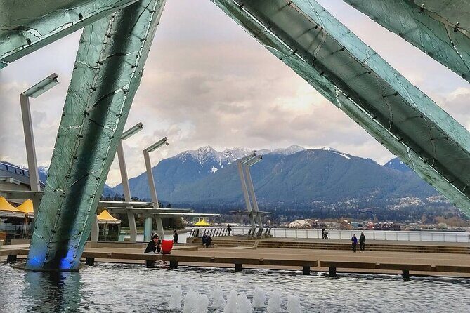 Walk Like a Local thru Vancouver - A Deep Dive into the Walk Like a Local Tour