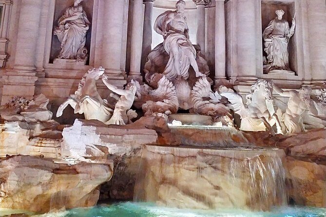 Walk the magic of Rome at night - An In-Depth Look at the Night Tour Experience in Rome
