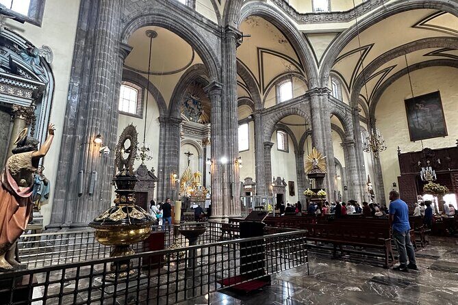 Walk through the Historic Center of the CDMX - The Sum Up