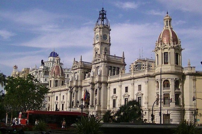 Walking in Valencia - Exploring the Itinerary: What You Can Expect