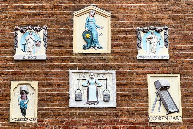 Walking Tour about Golden Age Architecture, private local guide - The Sum Up