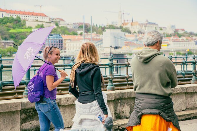Walking Tour Budapest incl. the Shoes on the Danube Bank - What Could Be Better?