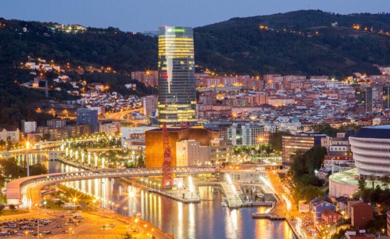Walking Tour in Bilbao - Key Points