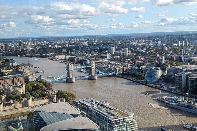 Walking Tour in London with Tower Bridge and St Pauls Cathedral - Key Points