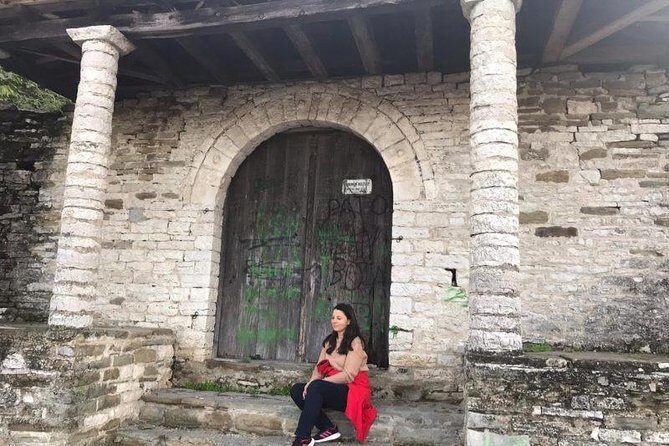 Walking Tour The Old Bazaar, Cfake, Dunavat, Ali Pasha Bridge" - The Sum Up