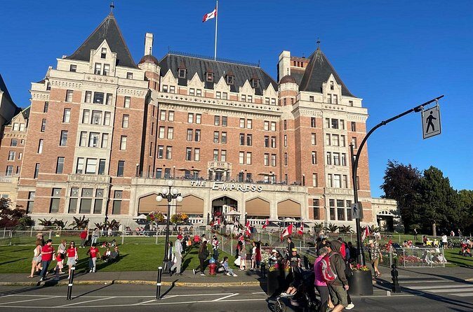 Walking Tours in Victoria Canada, food, drink, and history - Potential Drawbacks and Considerations