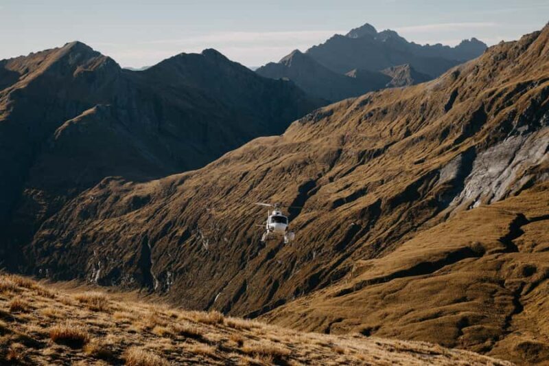 Wanaka: Black Peak Helicopter Hike with Alpine Hut Stay - An In-Depth Look at the Adventure