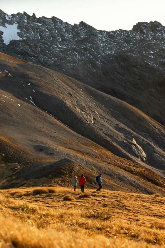 Wanaka: Black Peak Helicopter Hike with Alpine Hut Stay - Authentic Experiences: What Reviewers Say