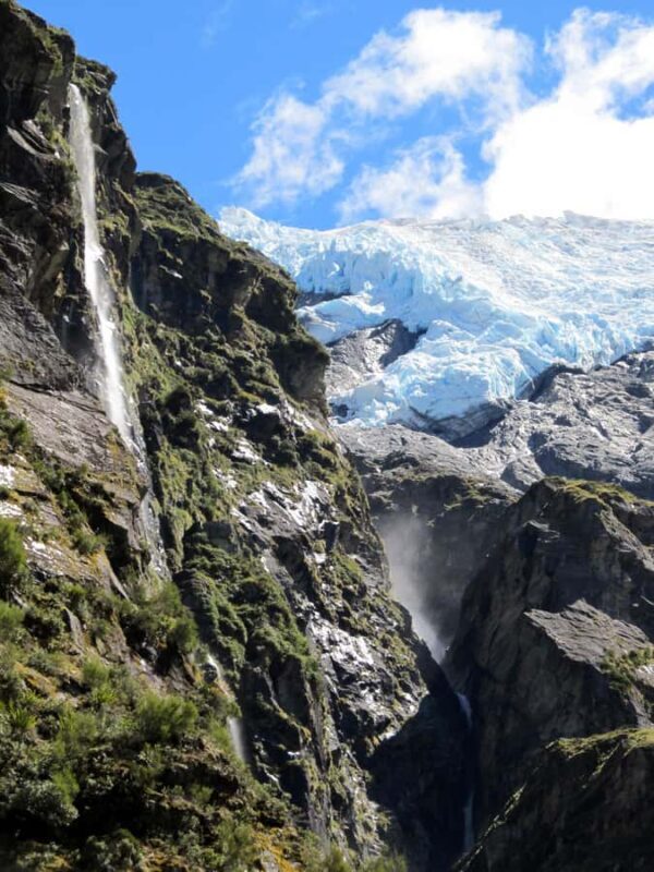 Wanaka: Rob Roy Glacier Guided Hike with Lunch - Key Points