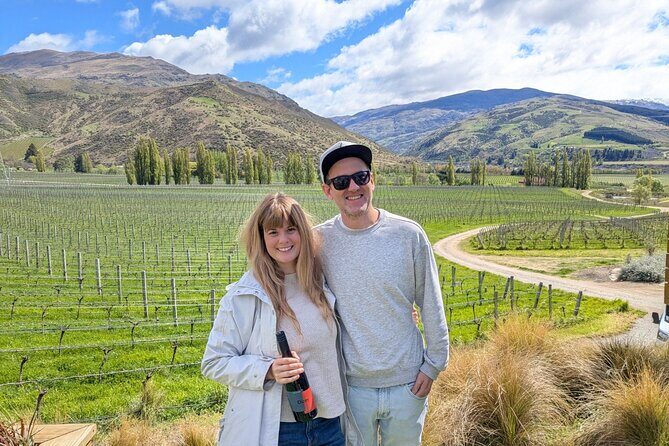 Wanaka: Vines, Wines & Good Times  Wanaka Half-Day Tour - Introduction