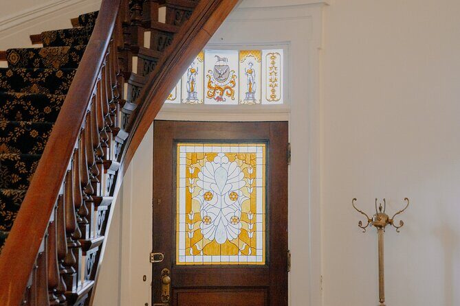 War, Wealth & Riverfront Tales: Taylor Mansion & East Row Tour - Stories of Wealth and War