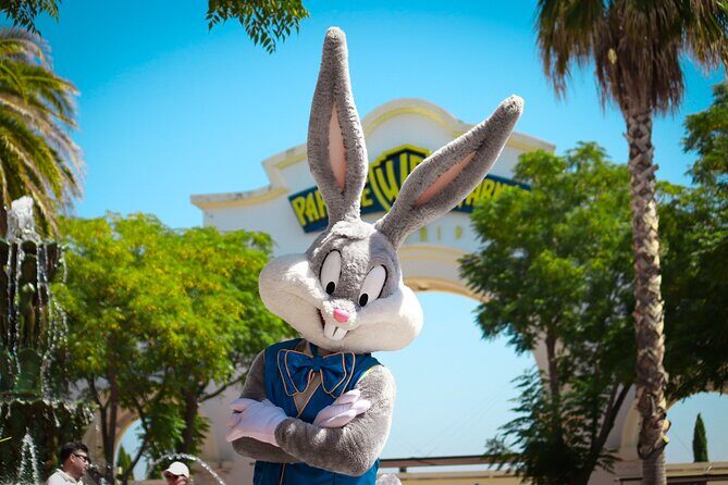 Warner Park Madrid Admission Ticket - Thematic Zones & Attractions