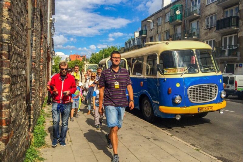 Warsaw: 2.5-Hour Dark Side - Praga District by a Retro Bus - Deep Dive Into the Stops
