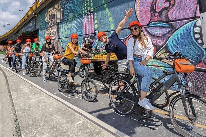 Warsaw Bike Tour: Old Town Guided Tour - 90 Minutes of Magic! - An In-Depth Look at the Warsaw Bike Tour Experience