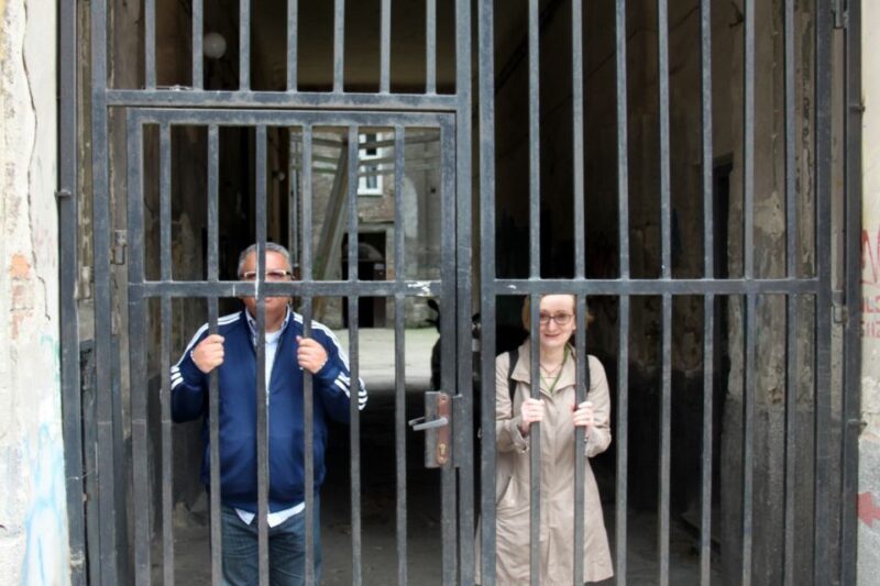 Warsaw: Historic Private Tour in Retro Fiat - FAQ