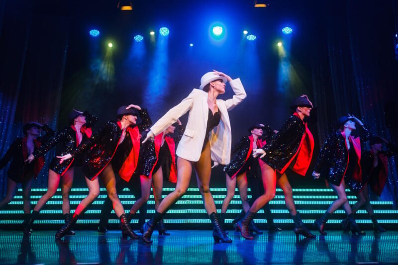 Warsaw: Live Show at Sabat Theatre - Authentic Insights from Reviews