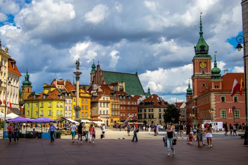 Warsaw: Old Town Highlights Walking Tour in English - An Honest Look at the Warsaw Old Town Highlights Walking Tour