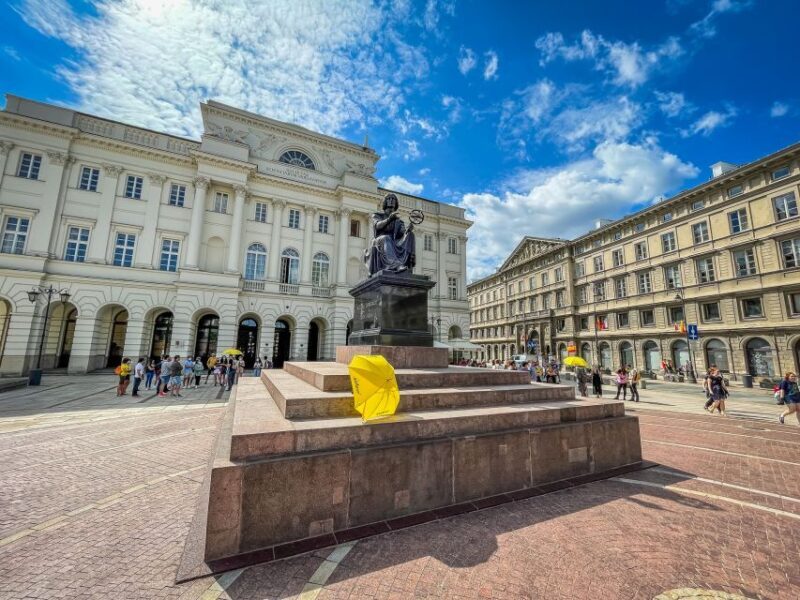 Warsaw: Old Town Highlights Walking Tour in English - Why This Tour Stands Out