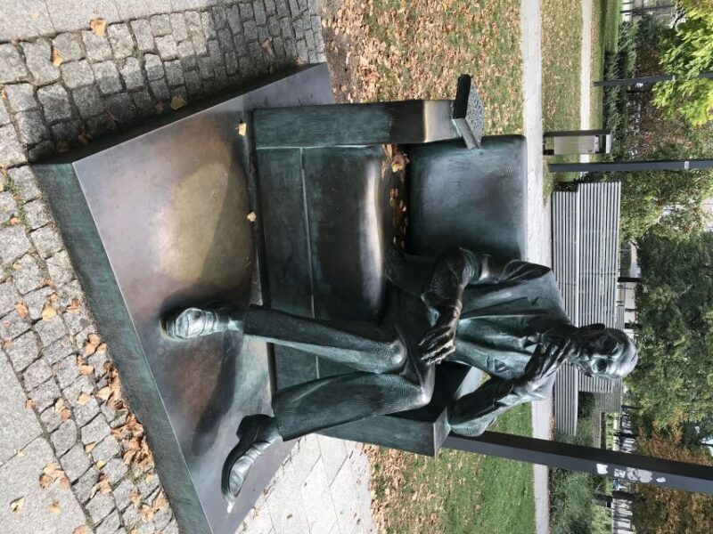 Warsaw: Skip-the-Line Royal Castle Guided Tour - The Sum Up: Who Should Book This Tour?