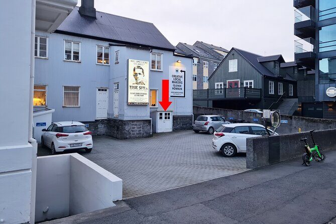 Was James Bond Icelandic? Ticket with One Hour Lecture - An In-Depth Review of the "Was James Bond Icelandic?" Experience  