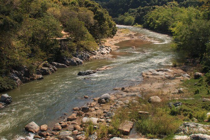 Waterfalls & Nature Day-Trip Experience - Mexican Cuisine and Refreshments