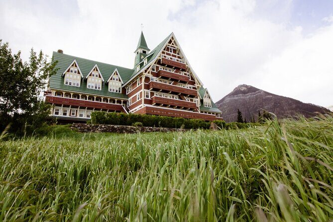Waterton Lakes National Park Scenic Day Tour from Calgary - FAQ