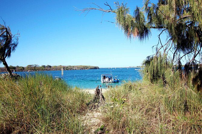 Wave Break Island Scuba Diving on the Gold Coast - The Group and Duration