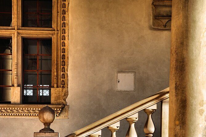 Wawel Castle and Cathedral Guided Walking Tour in Kraków - Final Thoughts: Who Will Love This Tour?