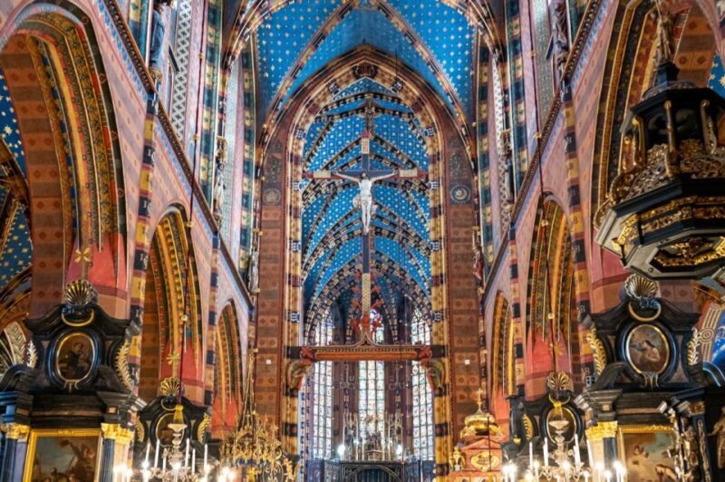 Wawel Castle, Old Town with St. Mary's Church Guided Tour - Who Would Benefit Most from This Tour?