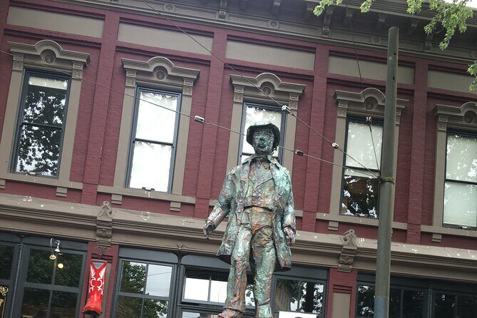 Welcome Vancouver City Tour under 89$ - The Practical Side: Transportation, Timing, and Cost