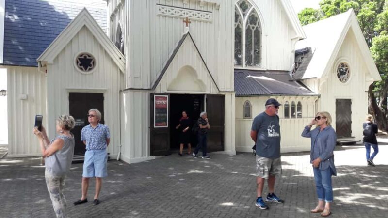 Wellington: Half-Day City Highlights Tour and Cable Car Ride - Coastal Drive and Lyall Bay