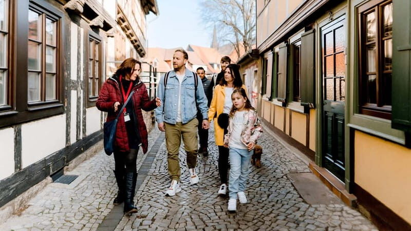 Wernigerode: Daily city tour "1000 steps around the town hall" - Practical Information and Tips