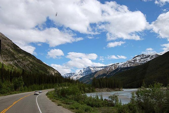 Western Classic - One Way Calgary To Vancouver Rockies Bus Tour - A Detailed Look at the Western Classic Tour