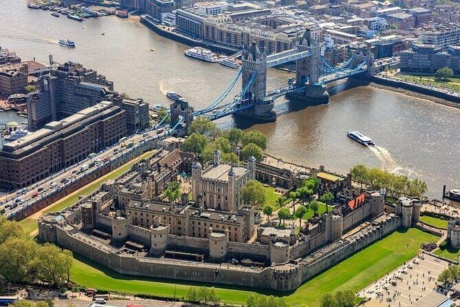 Westminster Walking Tour, River Cruise & Tower of London Entry - Practical Details and Tips