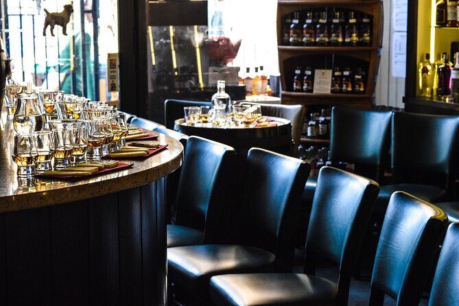 Whisky Tasting at Edinburgh's Award Winning Whiski Rooms - Key Points