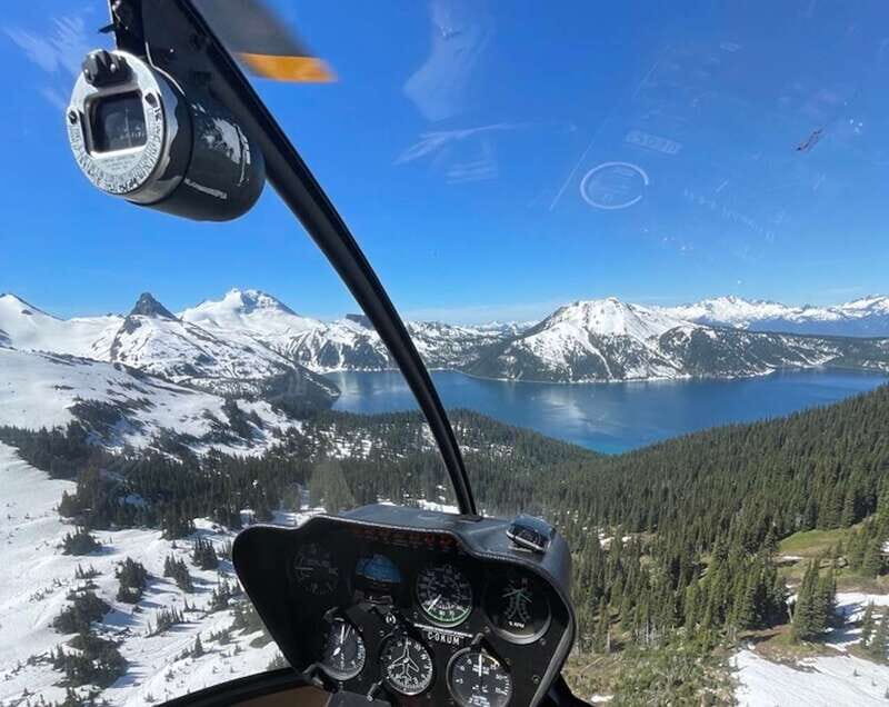Whistler: The Sea to Sky Helicopter Tour and Glacier Landing - An In-Depth Look at the Whistler Helicopter Tour