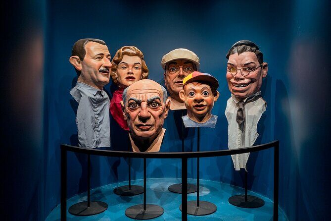 White Rabbit Museum: The Best Immersive Experience in Catalonia - What to Expect from the White Rabbit Museum