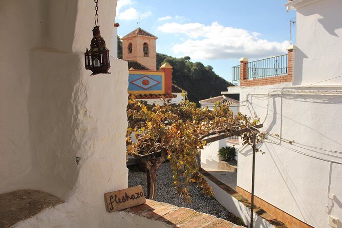 White Villages Tour in the Nerja area: Small-Group Tour and Lunch - Practical Tips for Your Visit